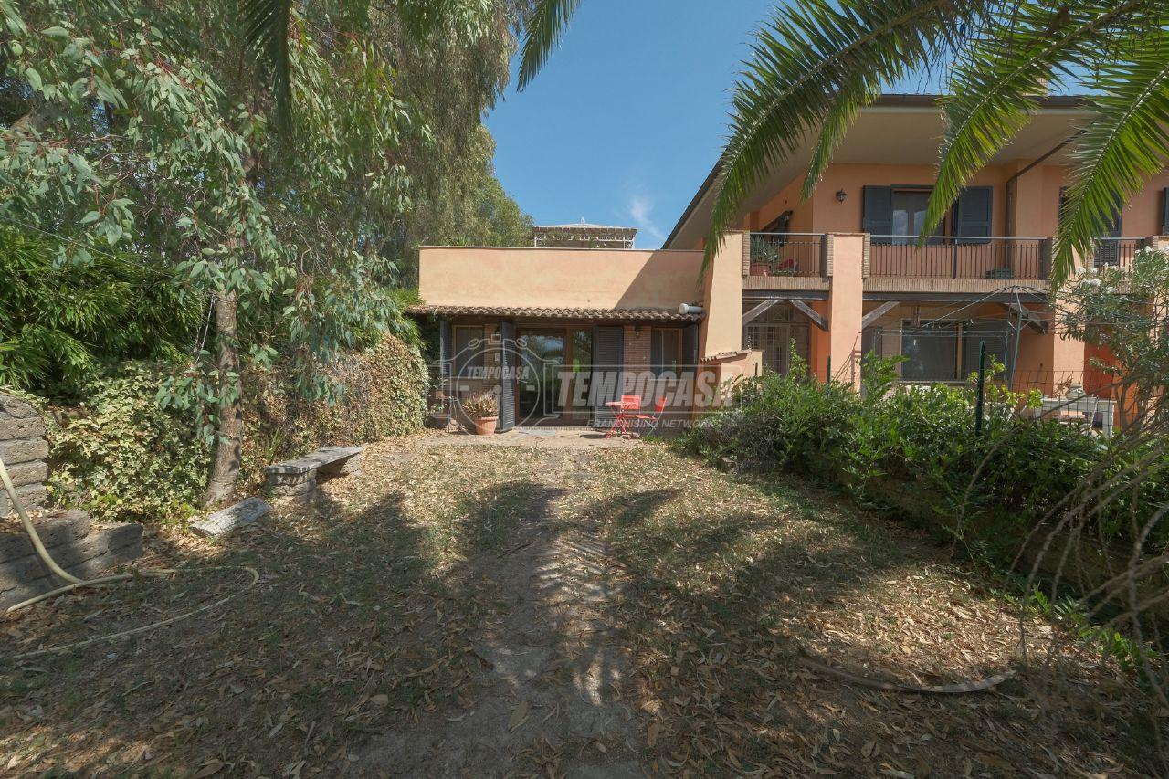 Villa a schiera in vendita a Formello