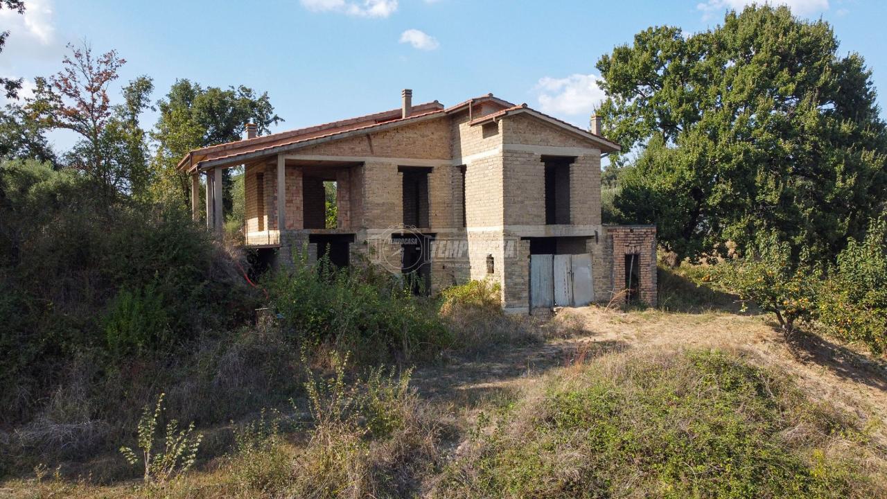 Rustico in vendita a Formello