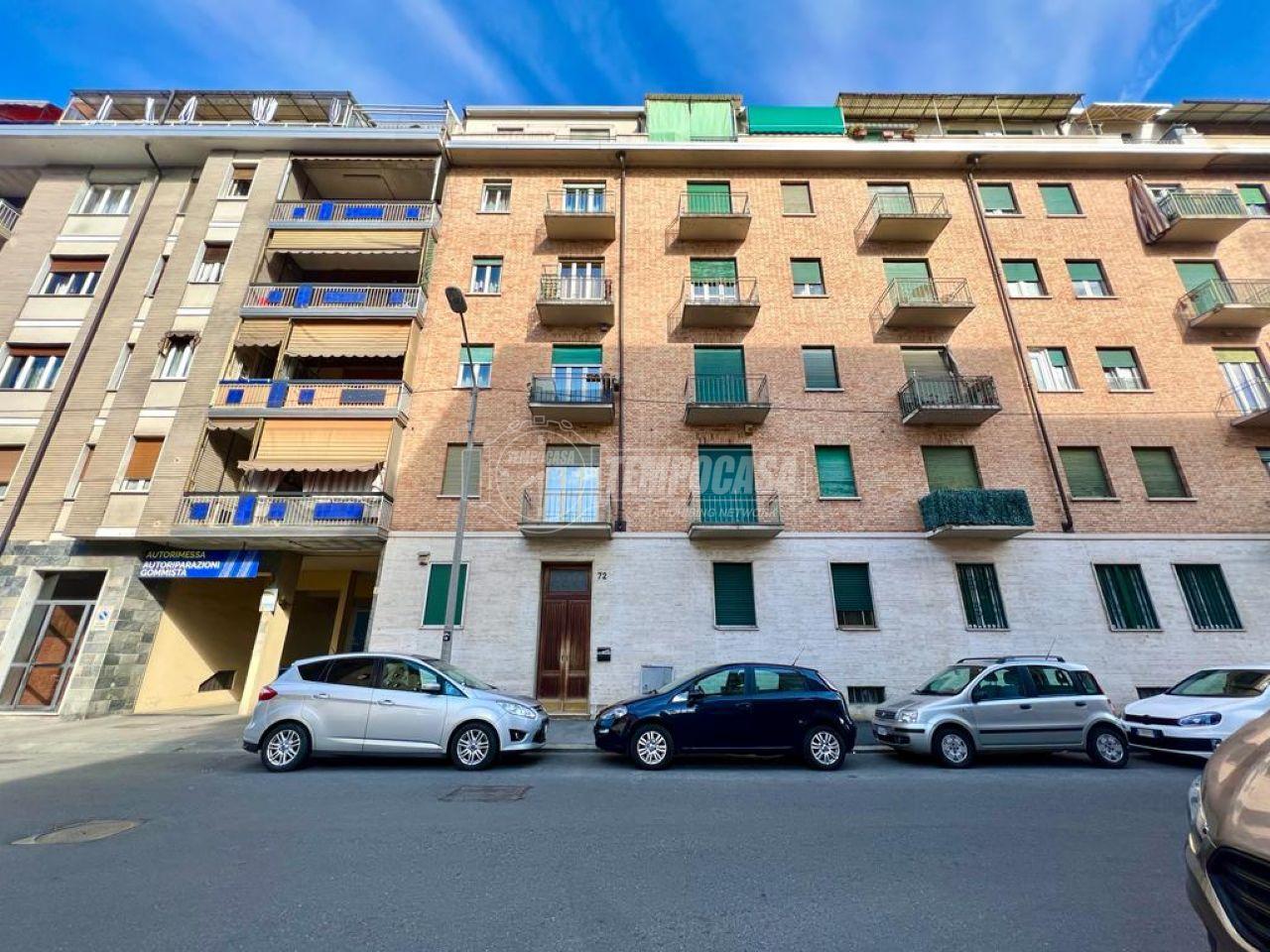 Bilocale in Via Gubbio 72, Torino