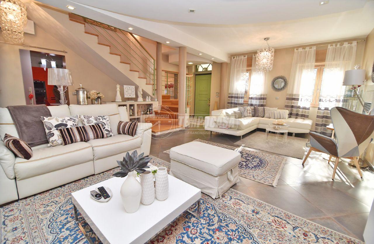 Villa in vendita a Brandizzo