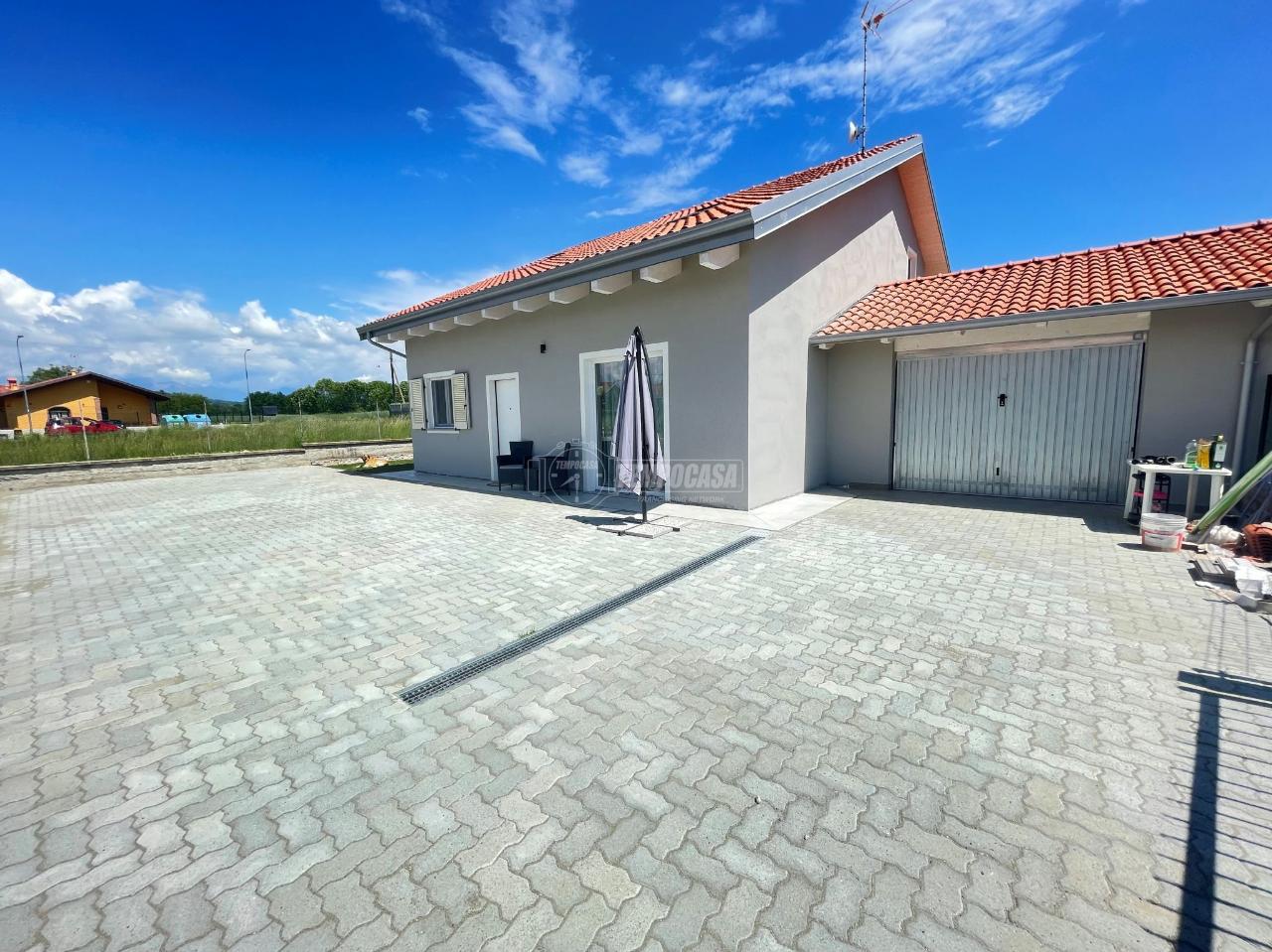 Villa in Viale XXV Luglio, San Giusto Canavese