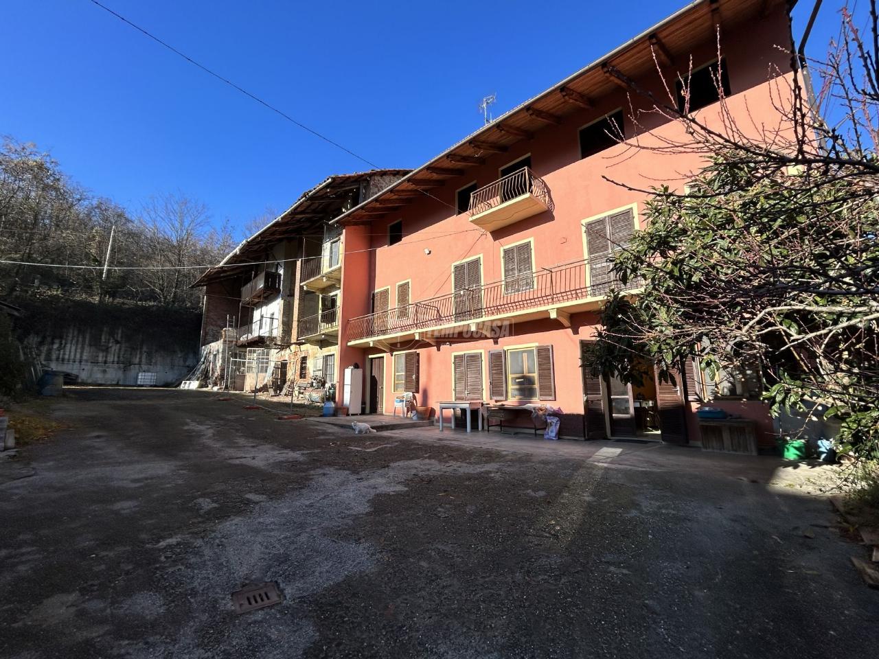 Cascina in vendita a Candia Canavese