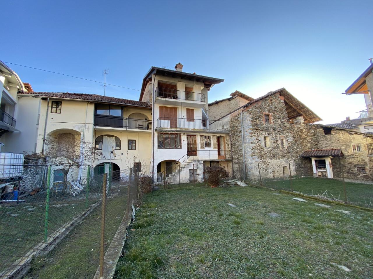 Casa indipendente in vendita a Issiglio