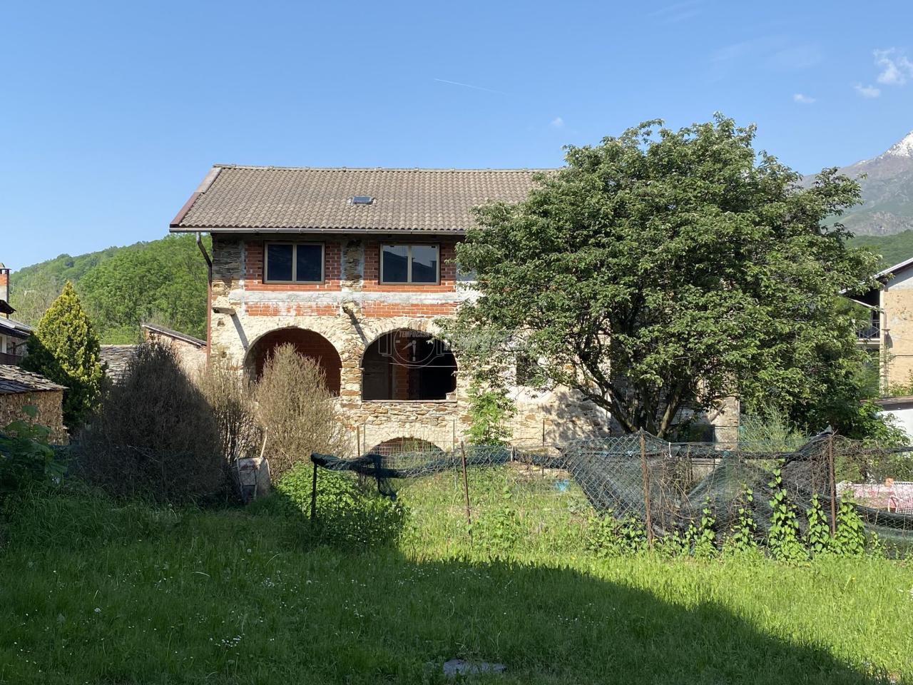 Casa indipendente in vendita a Rueglio