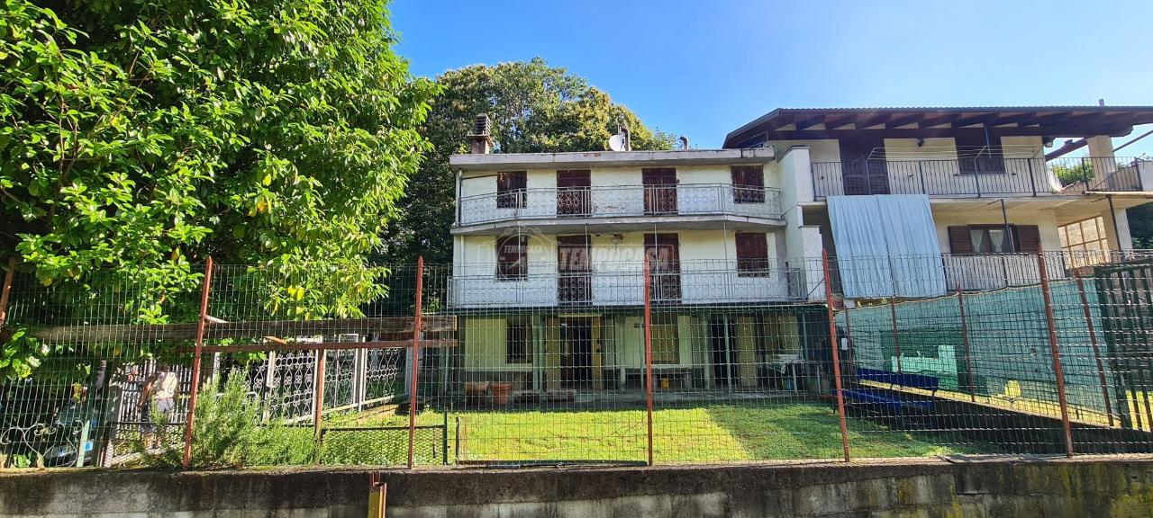 Casa indipendente in vendita a Val di Chy