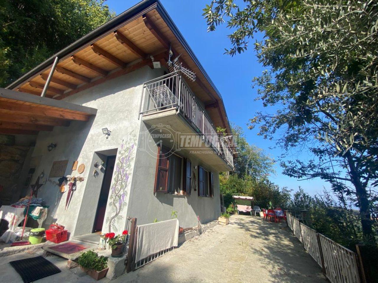 Casa indipendente in vendita a Val di Chy