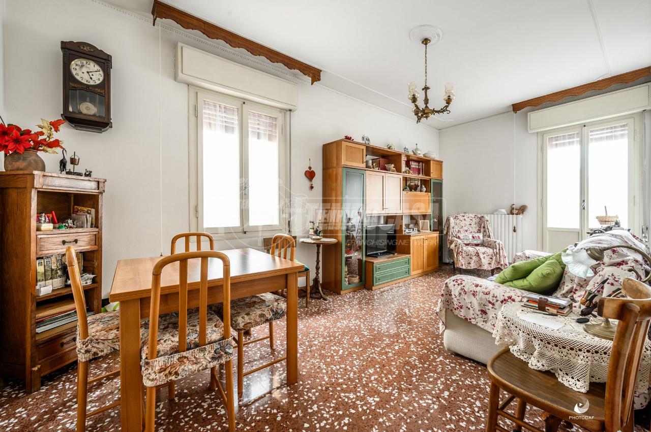 Appartamento in vendita a Modena