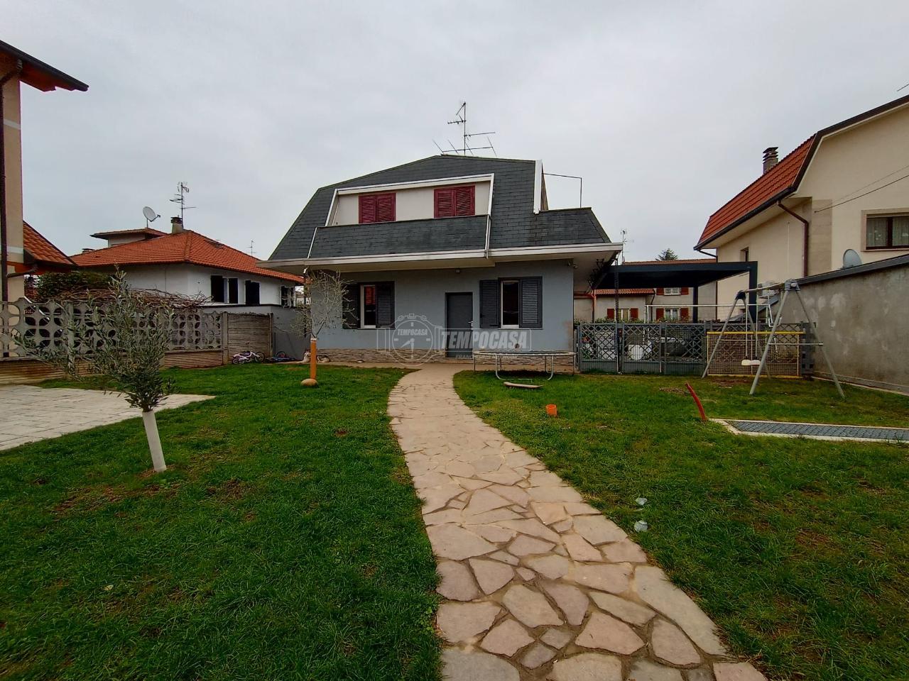 Villa in Via dei Pioppi 11, Seveso