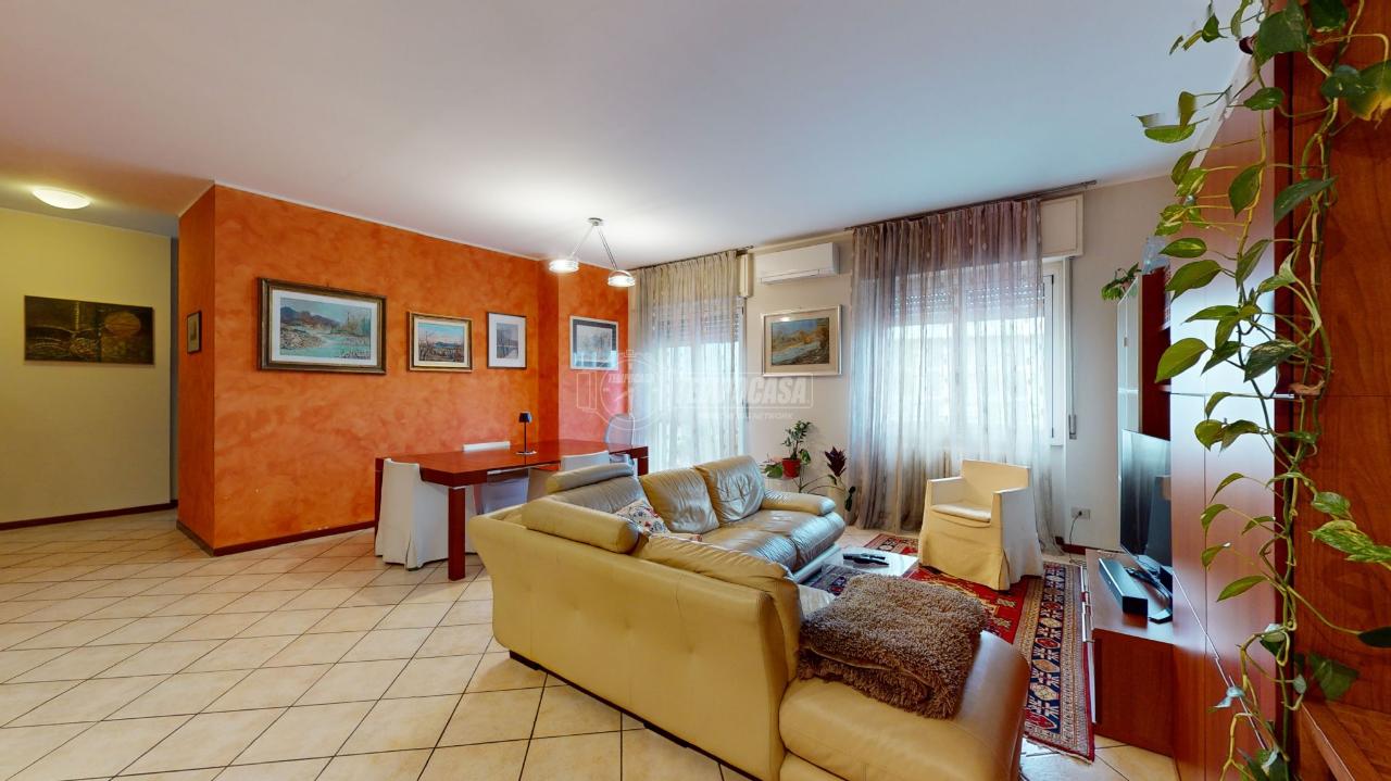 Appartamento in vendita a Barlassina