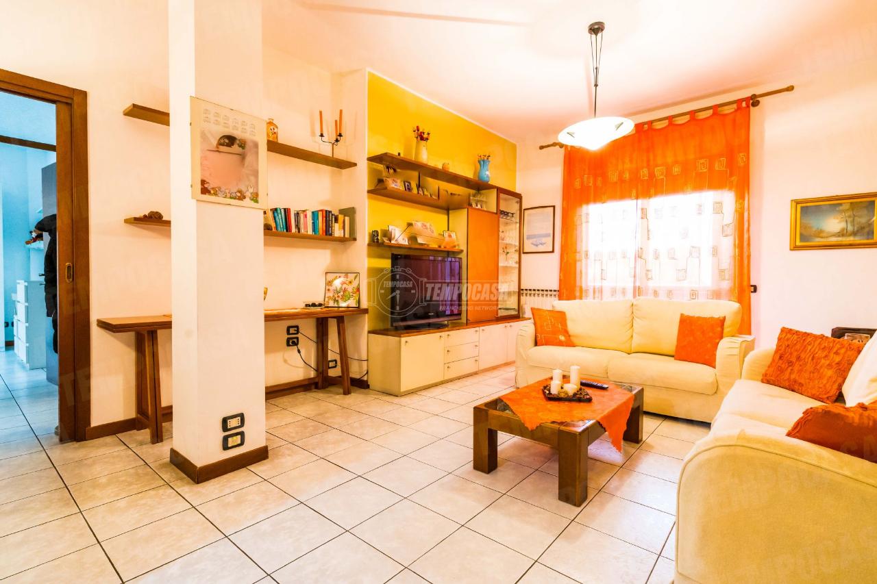 Appartamento in vendita a Seveso