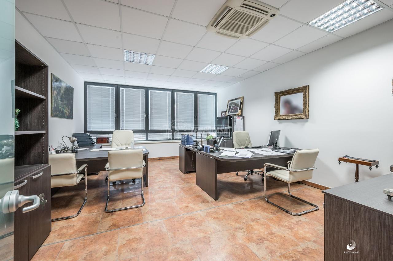Ufficio in vendita a Fiorano Modenese