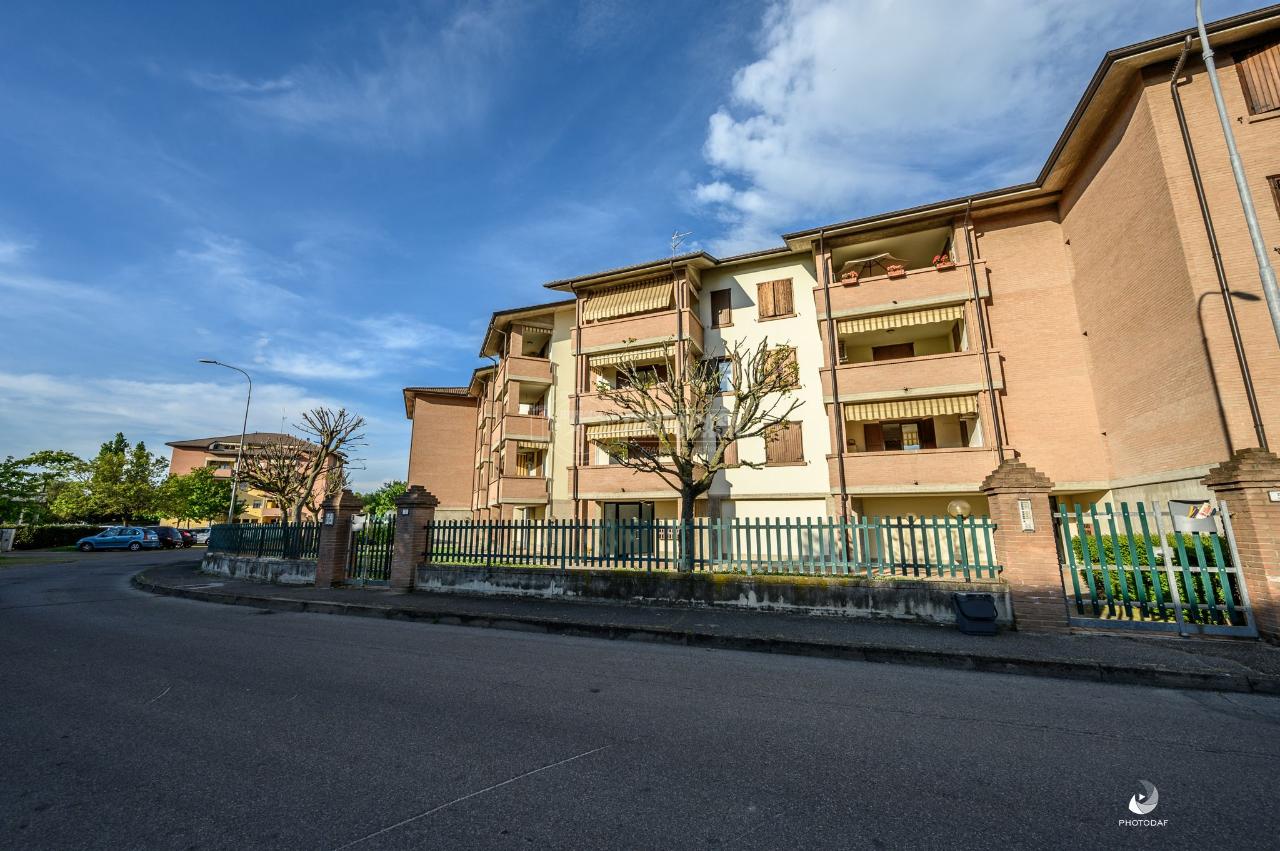 Bilocale in Via Gerolamo Cardano, Reggio nell'Emilia