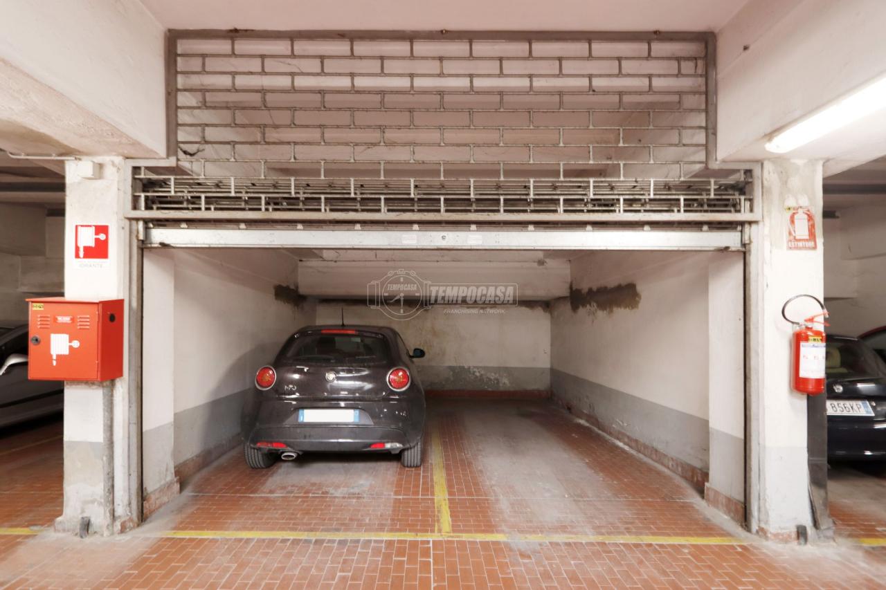 Box in vendita a Milano