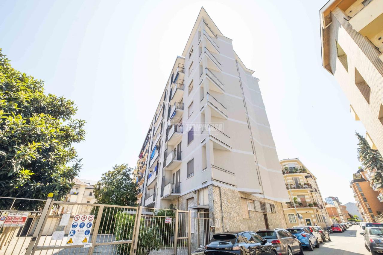 Appartamento in vendita a Novara