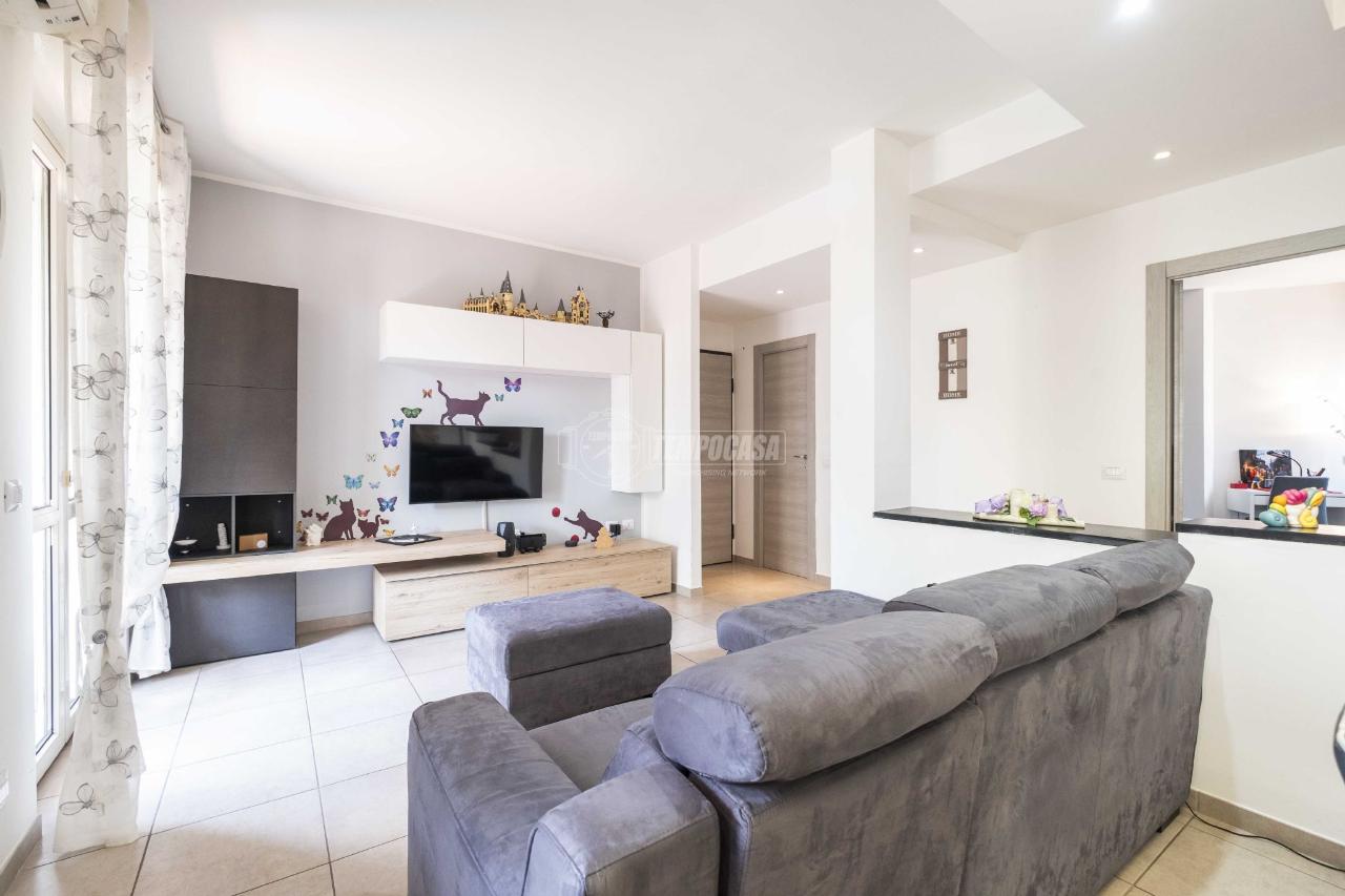 Appartamento in vendita a Novara