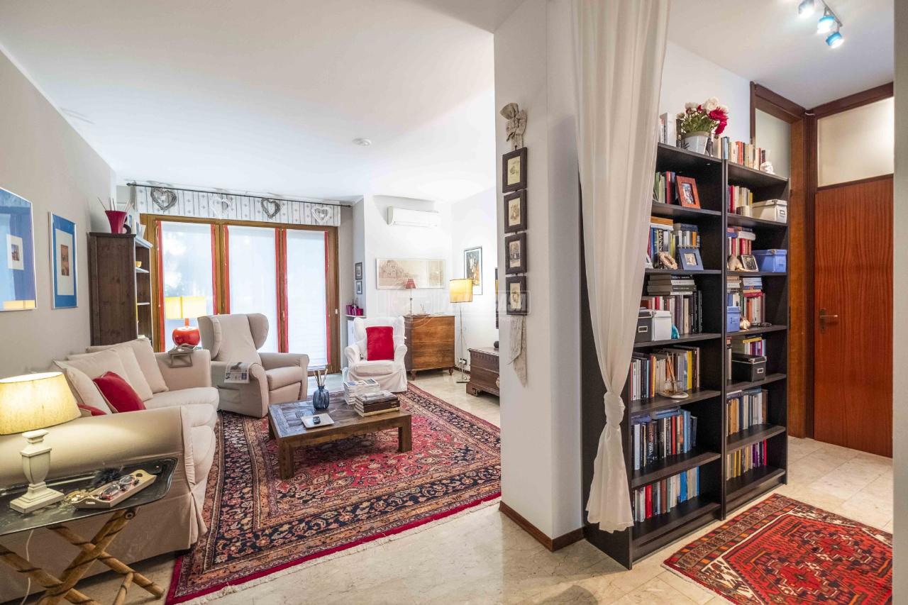 Appartamento in vendita a Novara