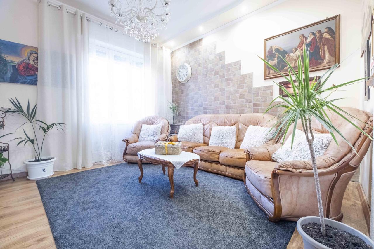 Appartamento in vendita a Novara