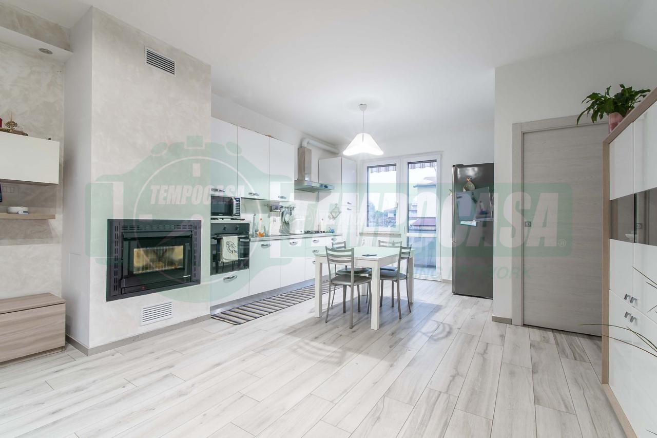 Villa a schiera in vendita a Lainate