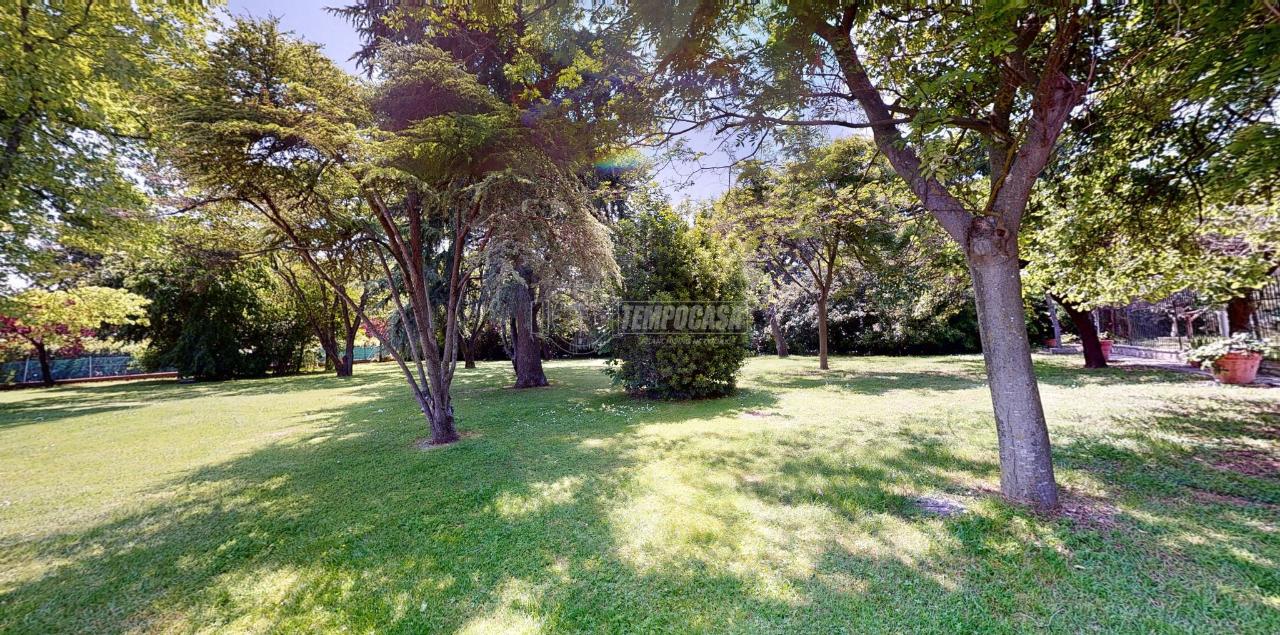 Villa in vendita a Macerata