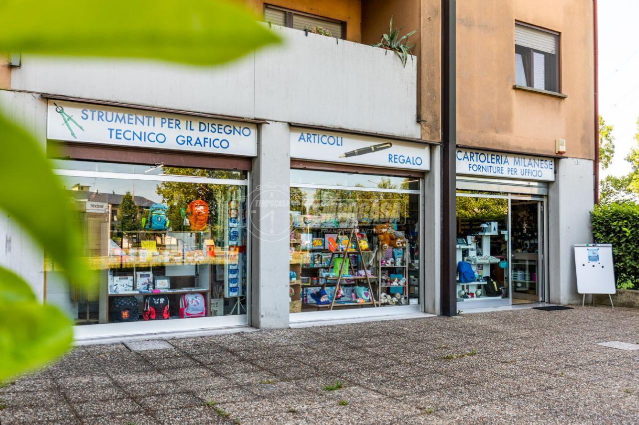 Negozio in vendita a Settimo Milanese
