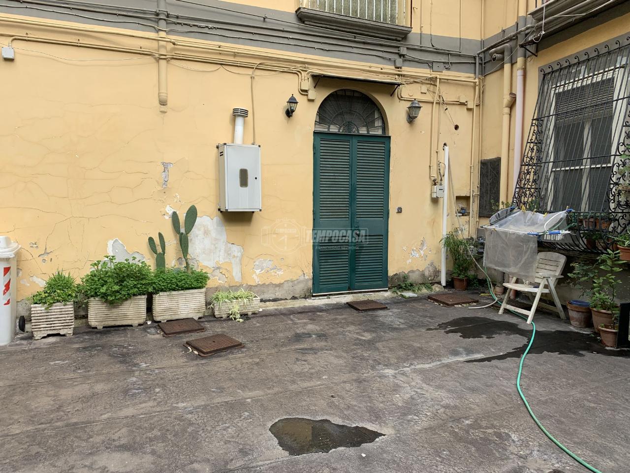 Appartamento in affitto a Napoli