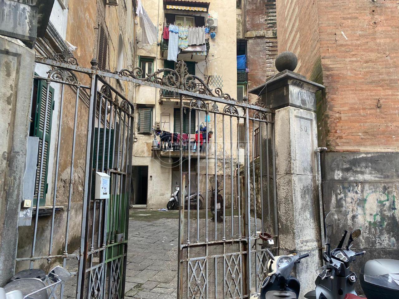 Appartamento in vendita a Napoli