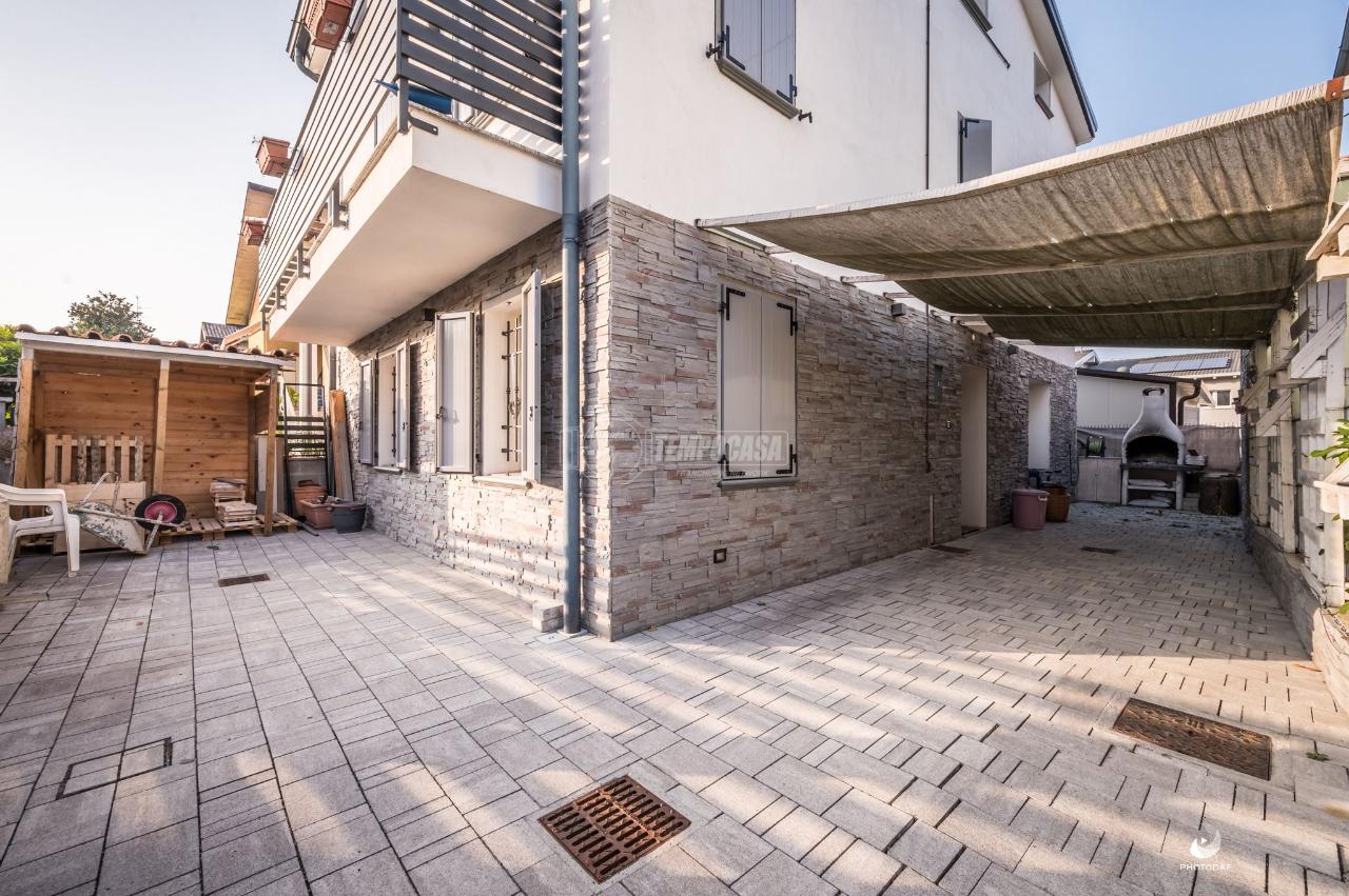 Villa in Via Canale, Casalgrande