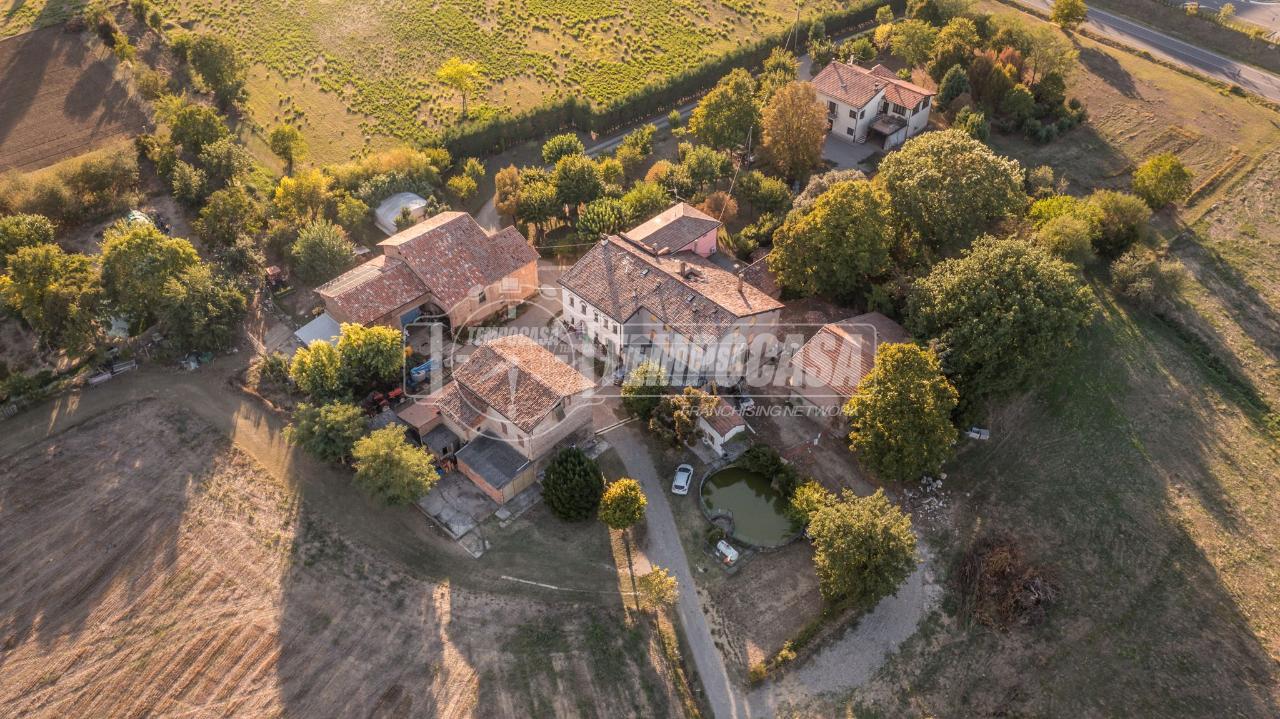 Appartamento in Via Turati 24, Casalgrande