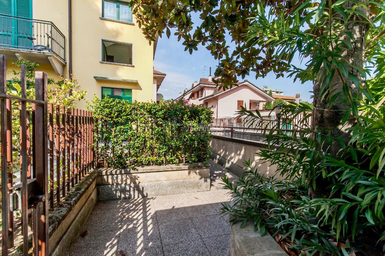 Trilocale in Via Giuseppe Garibaldi 29/a, Bollate