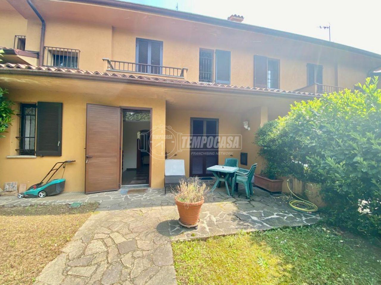 Villa a schiera in Via Boccaccio 68, Lesmo