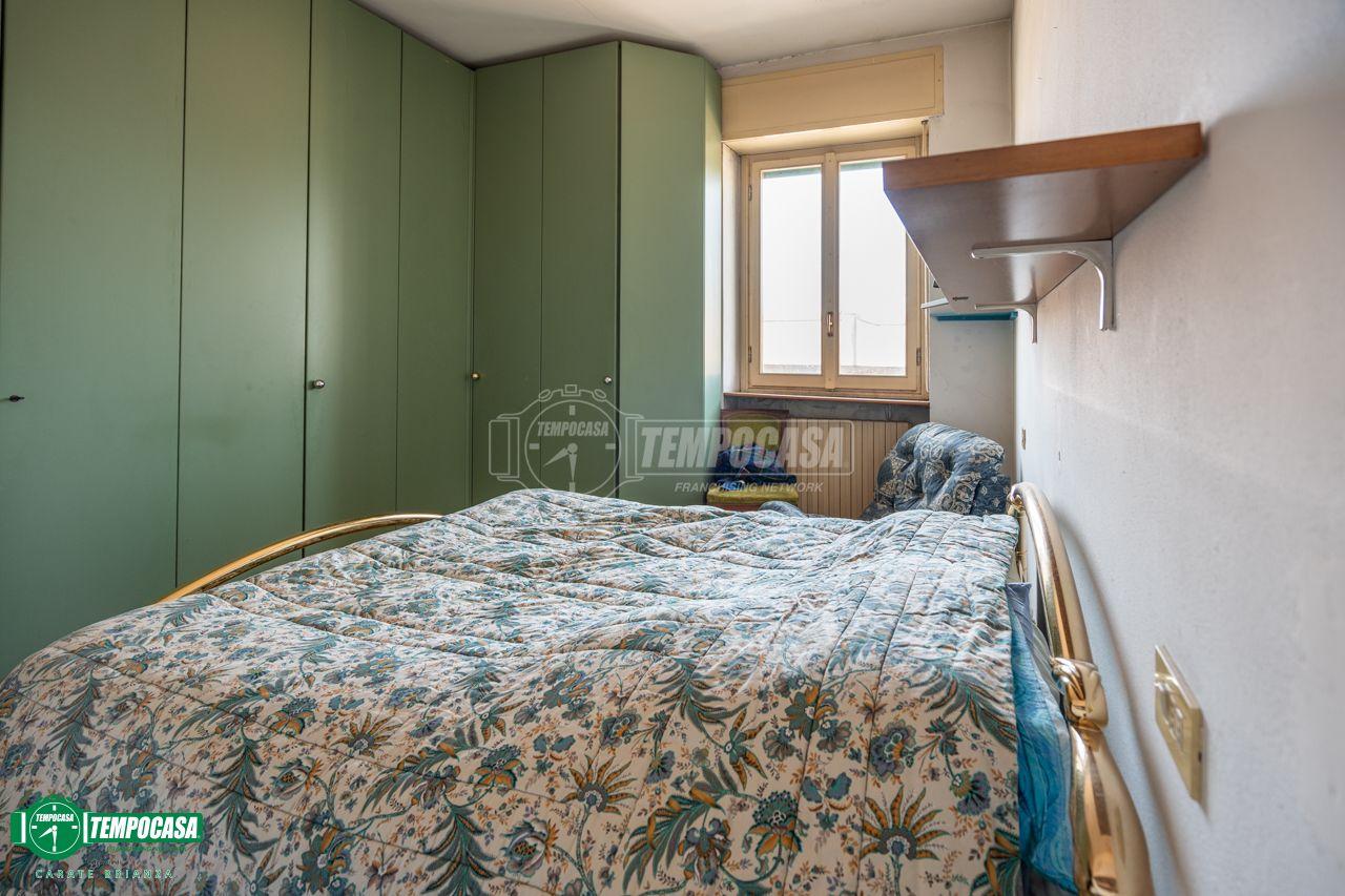 Bilocale, Verano Brianza