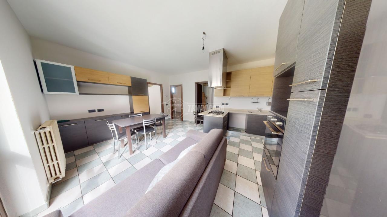 Appartamento in vendita a Lomazzo