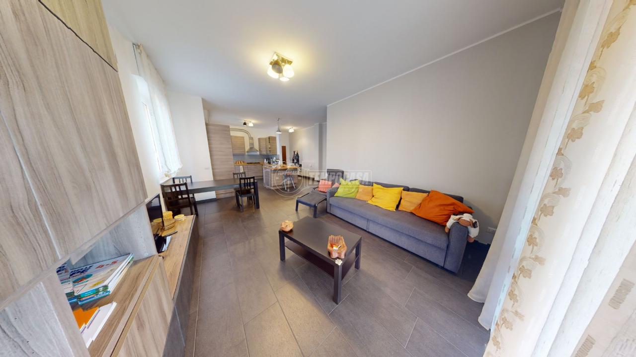 Appartamento in vendita a Rovellasca