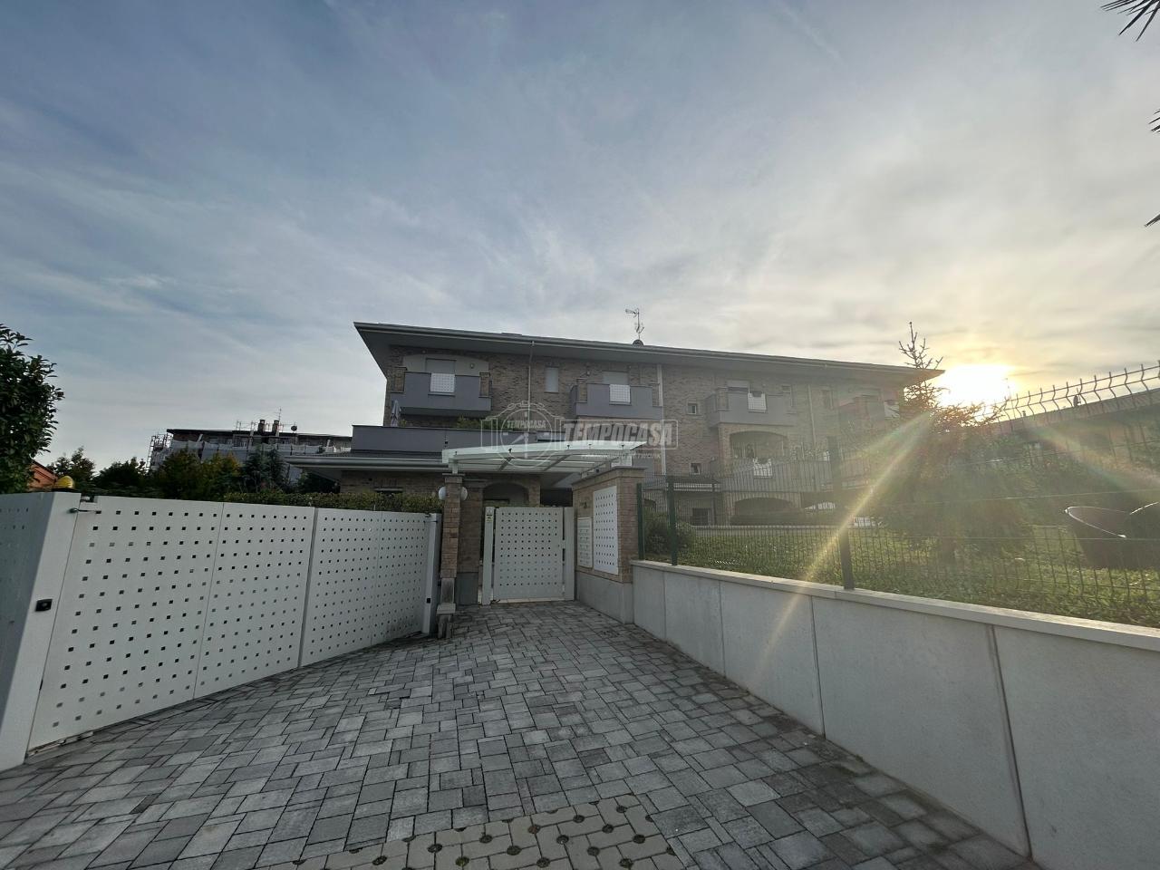 Appartamento in vendita a Lomazzo