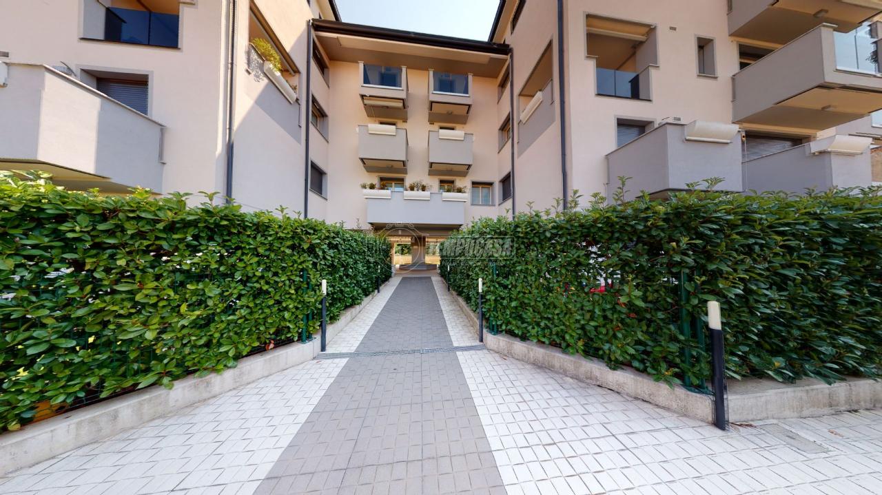 Appartamento in vendita a Rovellasca