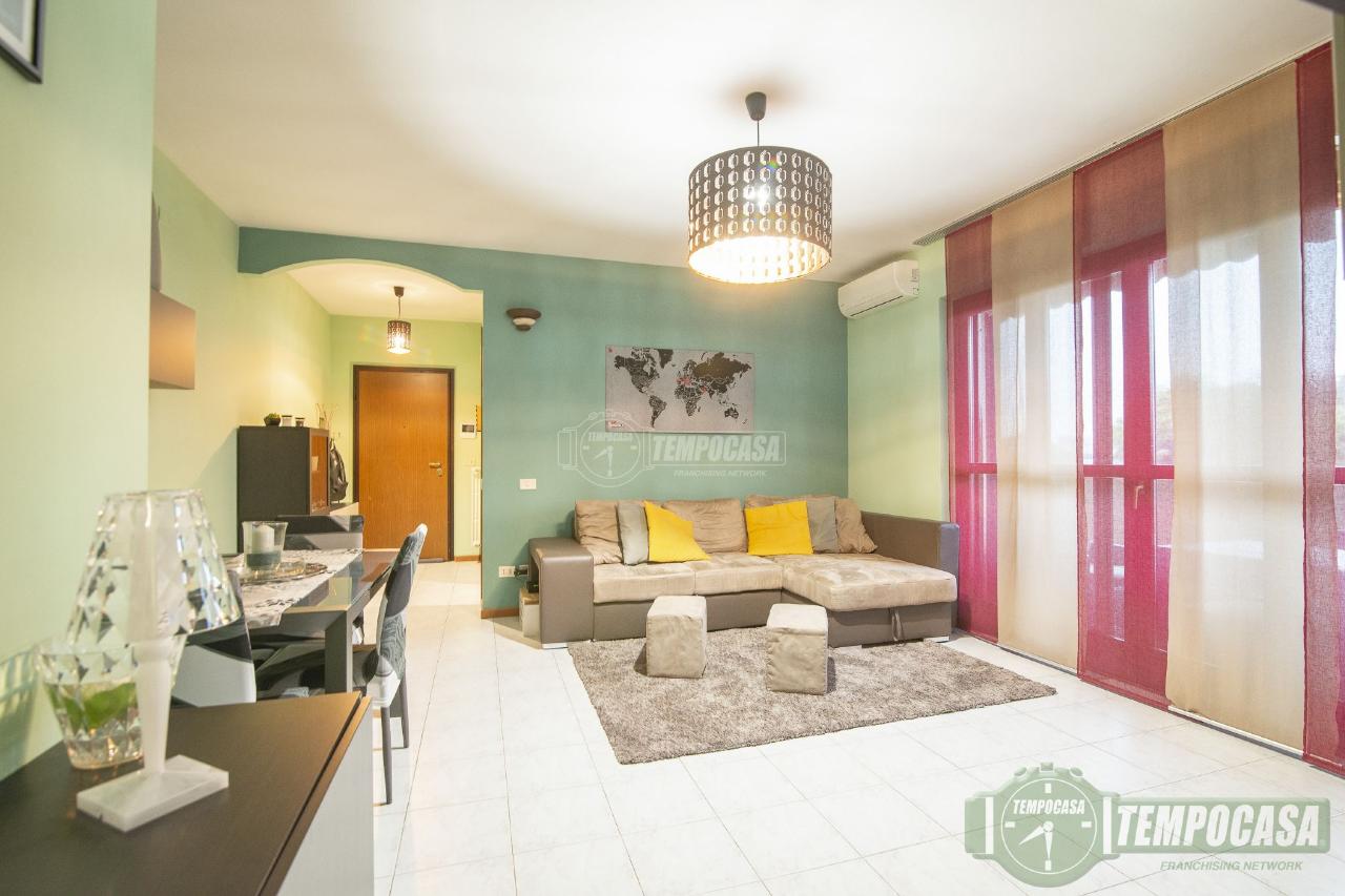 Appartamento in vendita a Senago