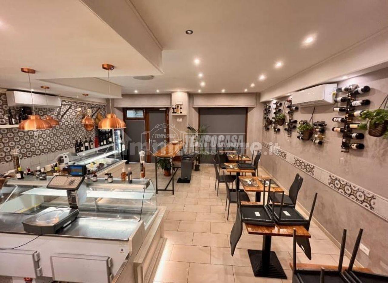 Palazzina commerciale in vendita a Scarperia e San Piero