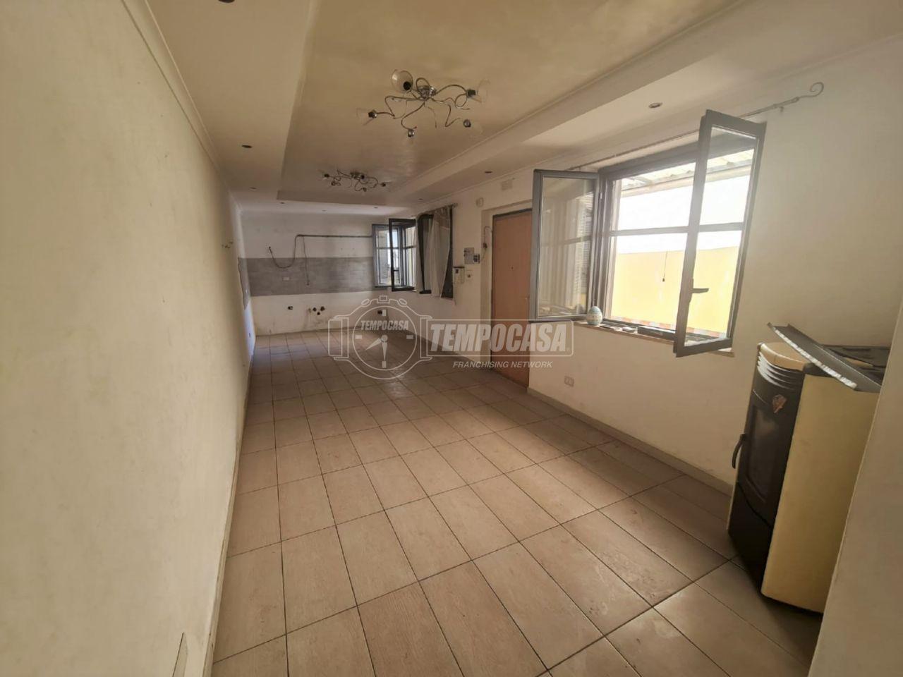 Appartamento in vendita a Acerra