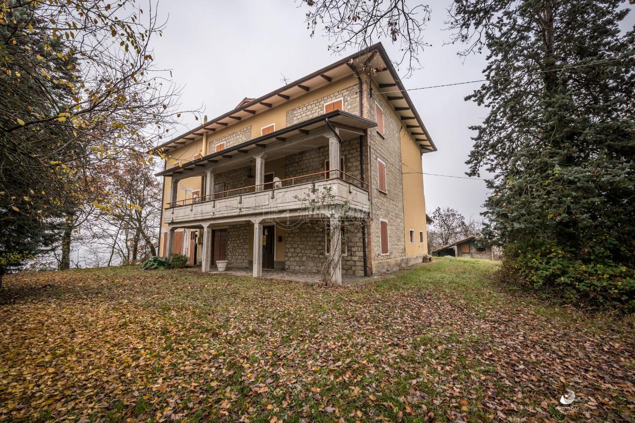 Terreno edificabile in vendita a Baiso