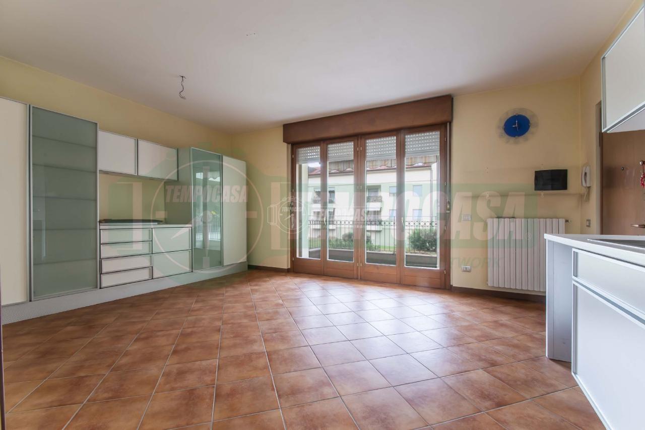 Appartamento in vendita a Saronno