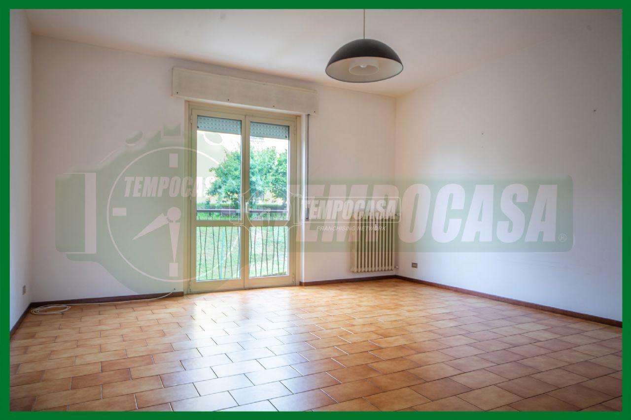 Appartamento in vendita a Comerio