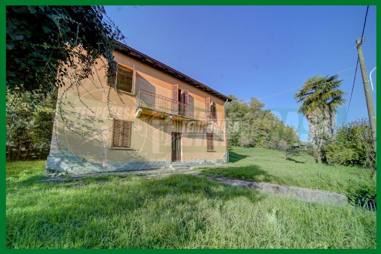 Appartamento in vendita a Leggiuno