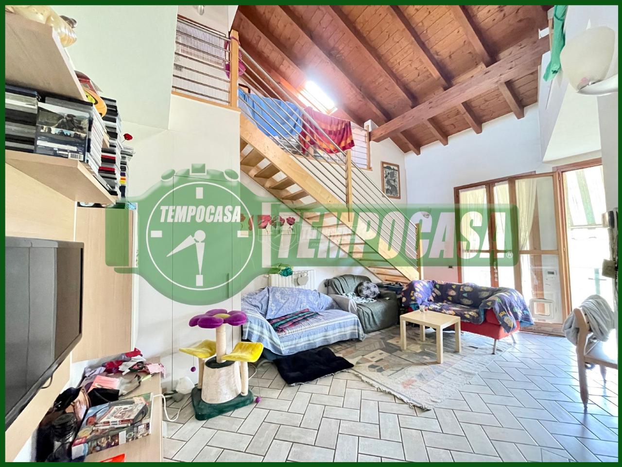 Appartamento in vendita a Besozzo