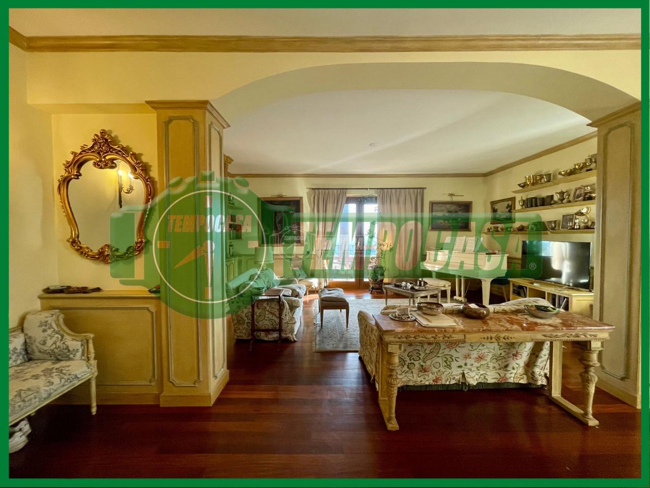 Appartamento in vendita a Barasso