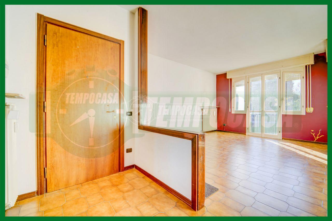 Appartamento in vendita a Comerio