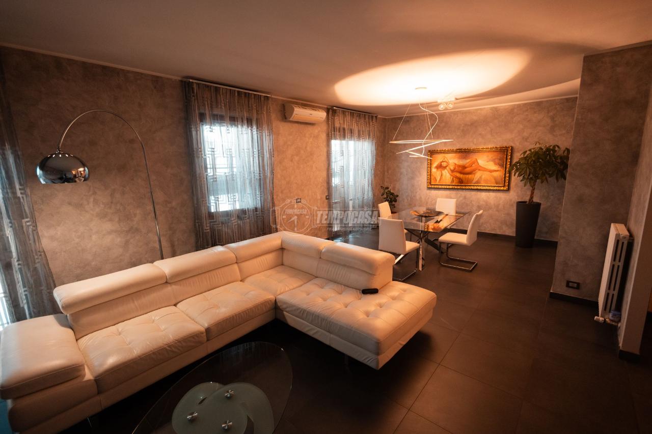 Appartamento in vendita a Olgiate Molgora