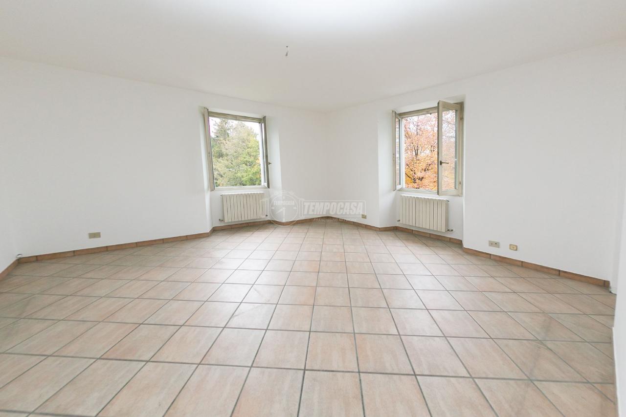 Appartamento in vendita a Merate