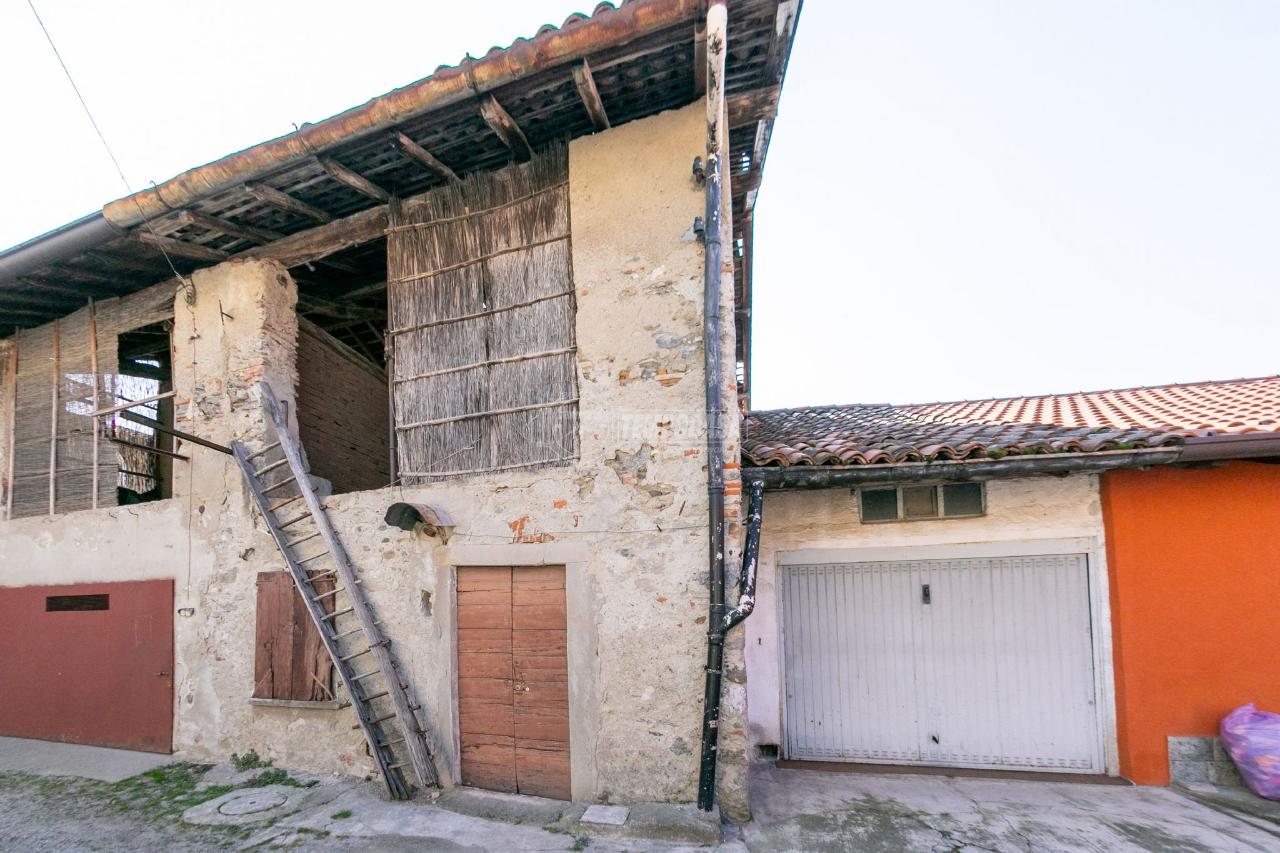 Rustico in vendita a Merate