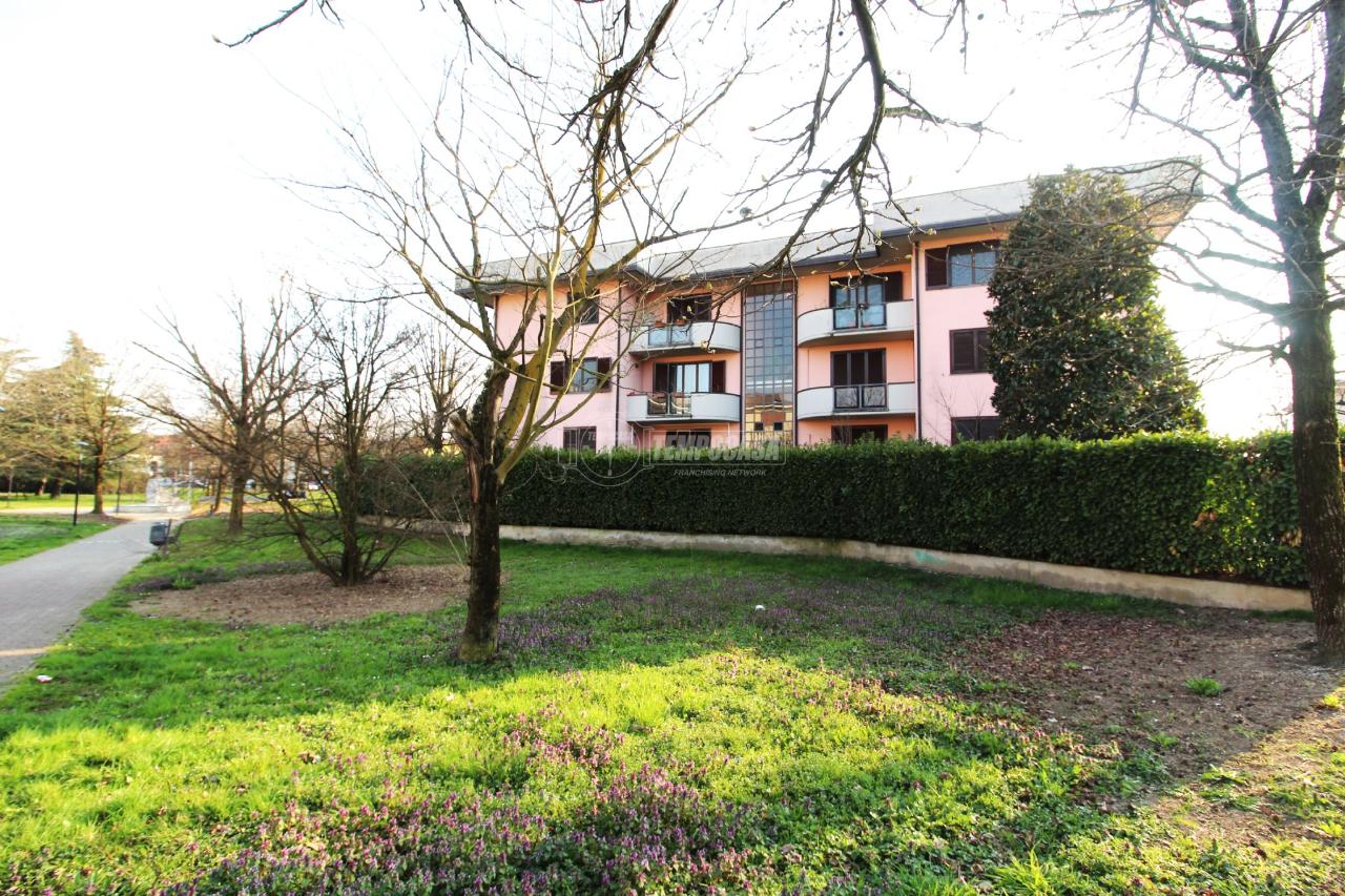 Appartamento in vendita a Zelo Buon Persico