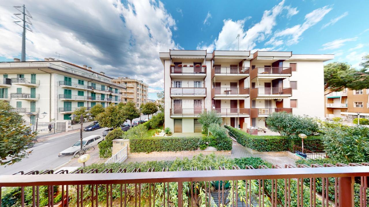 Appartamento in vendita a Albenga